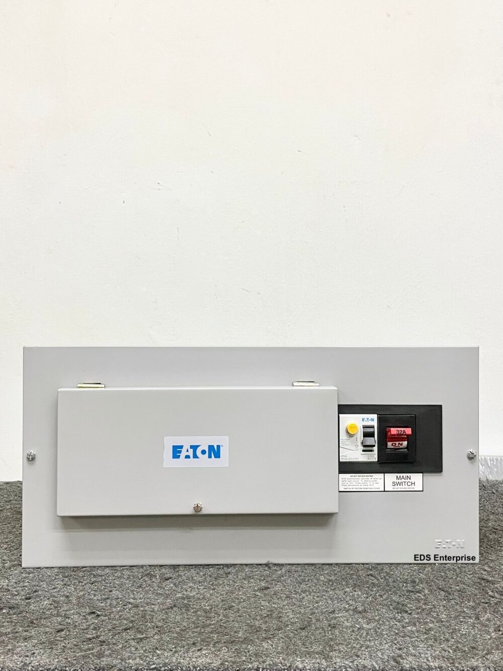 SPN 32A Isolator Switchfuse Distribution Board – EDS Electrical: Eaton ...